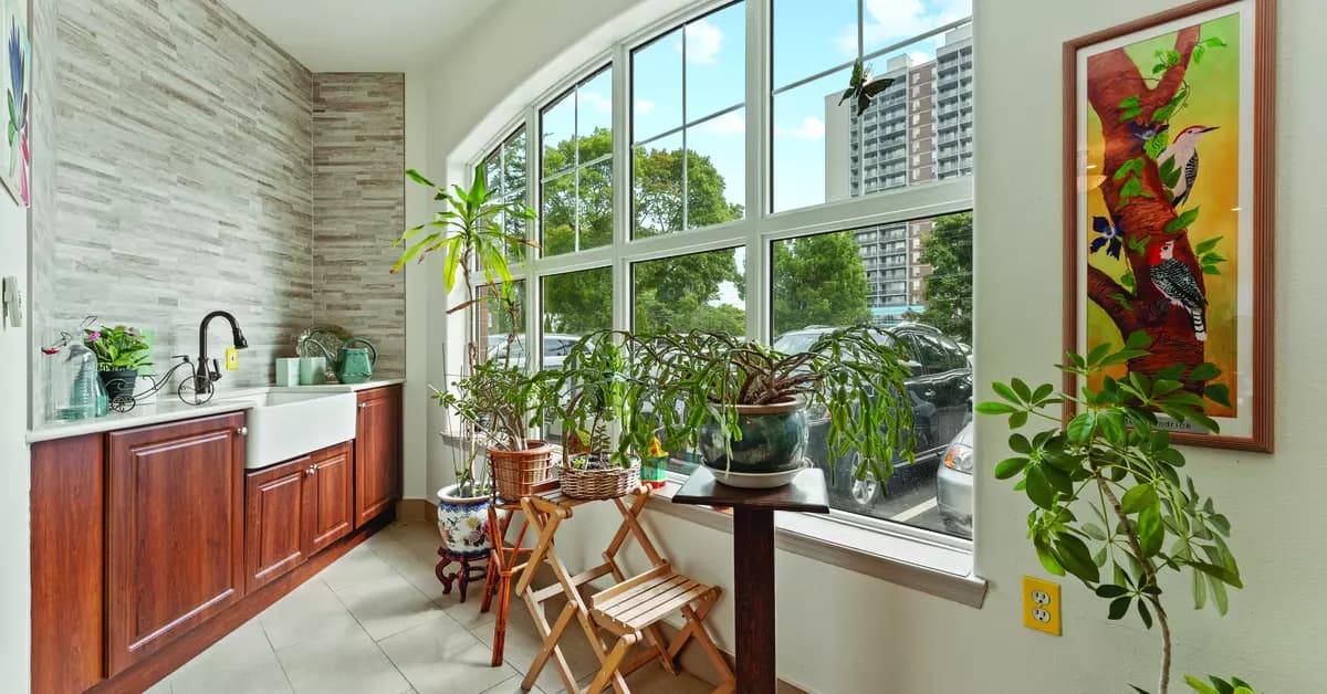 Retirement Home in Mississauga - Chartwell Regency